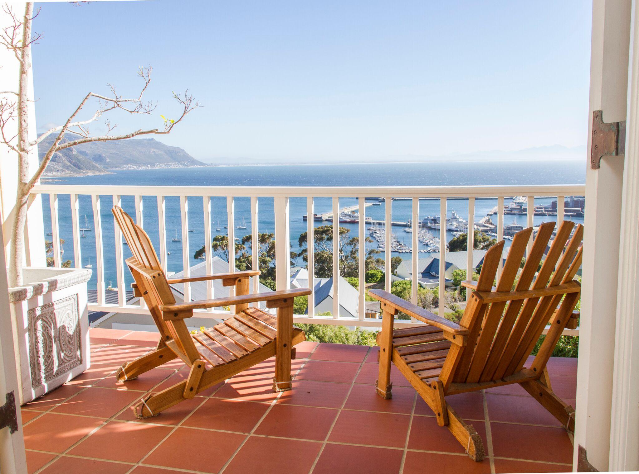 Guest House Accommodation Simon's Town - Albatross House